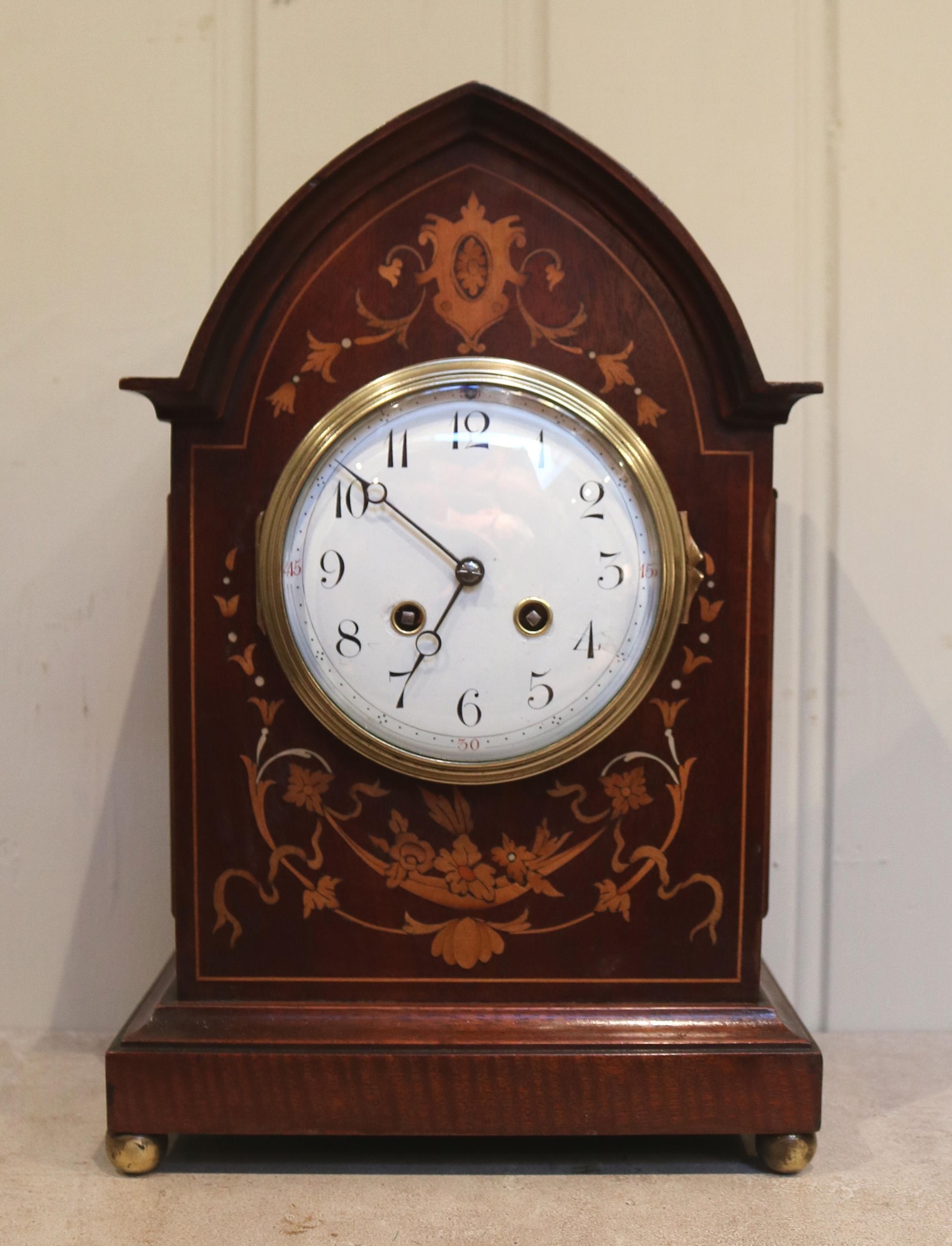 WORBOYS ANTIQUES & CLOCKS