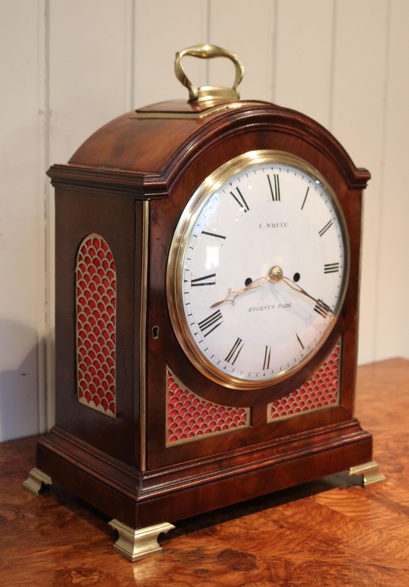 WORBOYS ANTIQUES & CLOCKS
