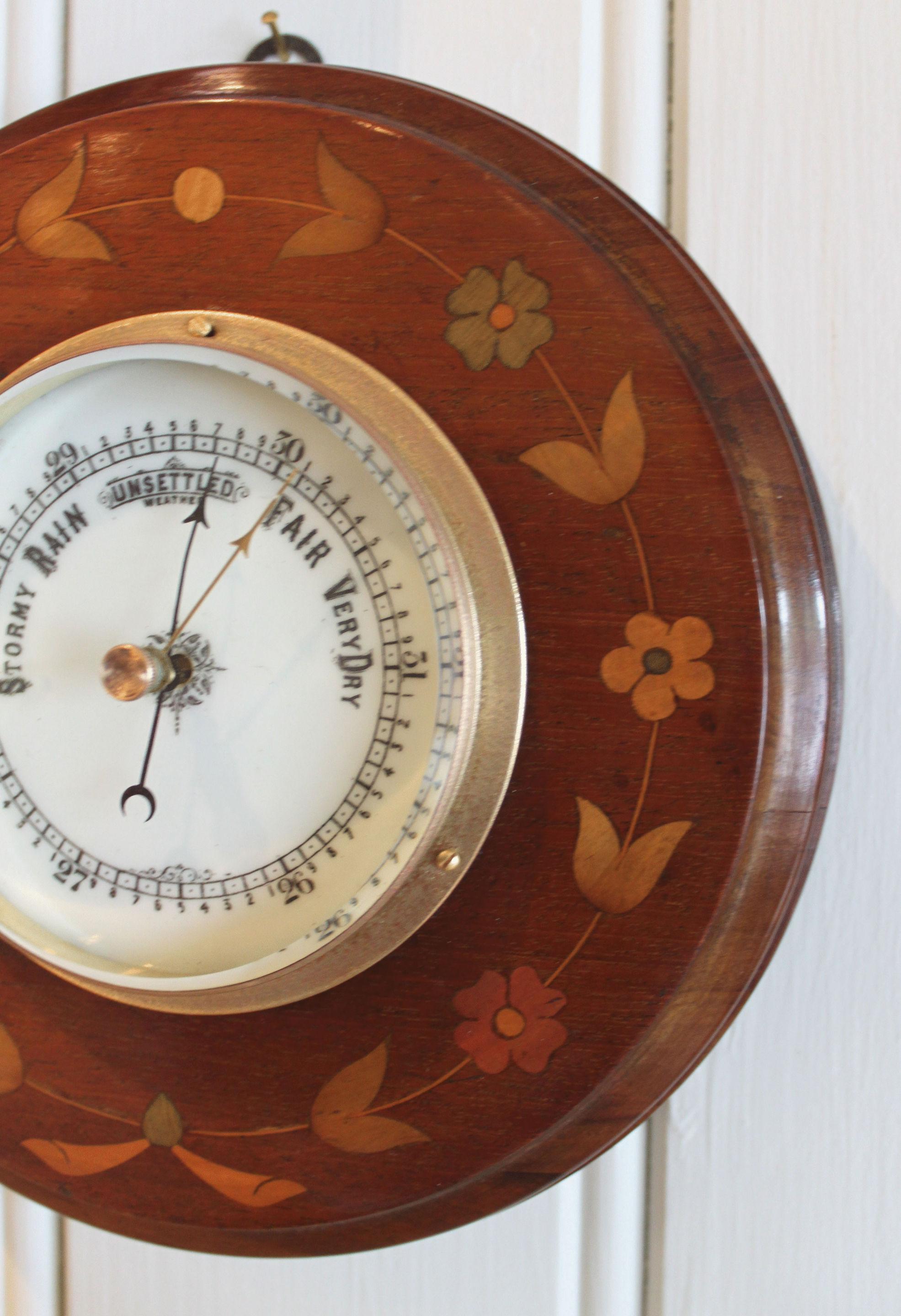 WORBOYS ANTIQUES & CLOCKS