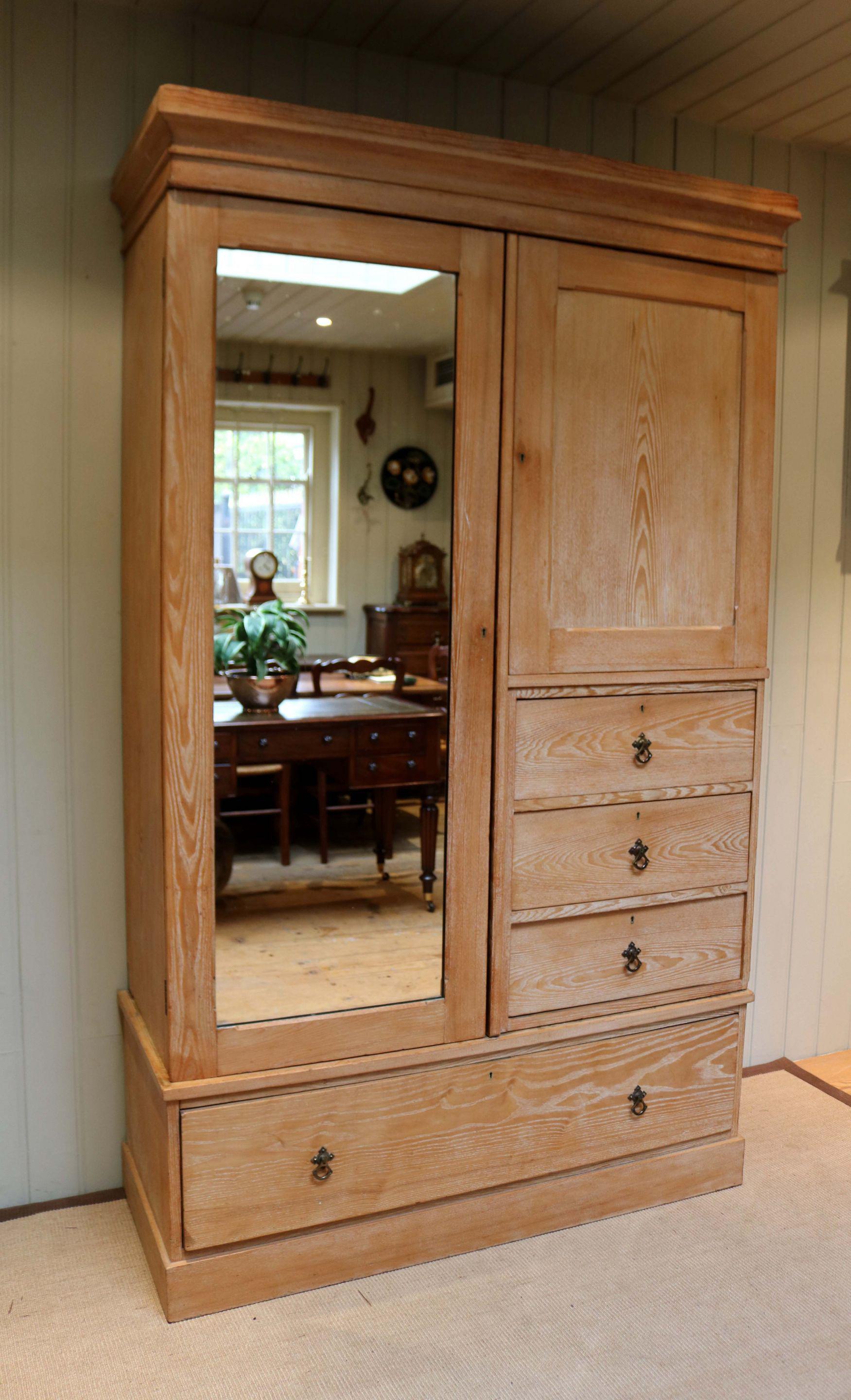 WORBOYS ANTIQUES & CLOCKS